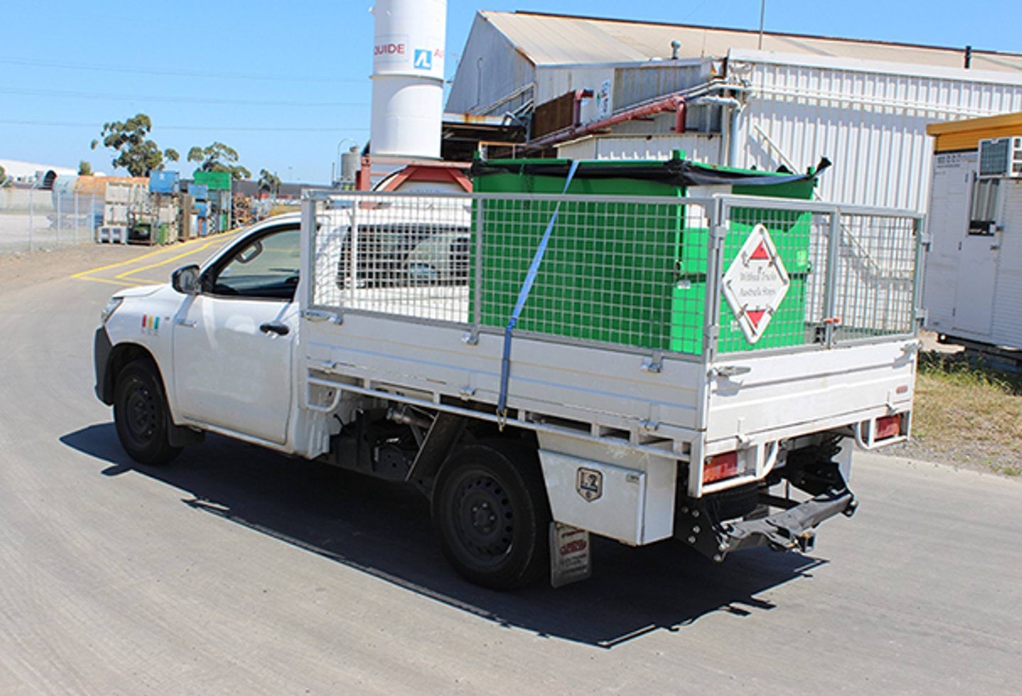 Vehicle safety standards for transporting industrial waste | epa.vic.gov.au