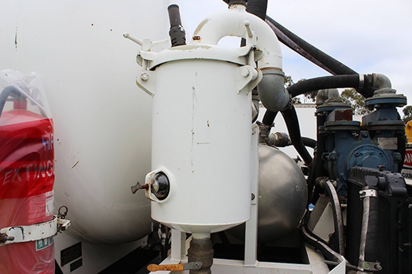 Vehicle safety standards for transporting industrial waste | epa.vic.gov.au